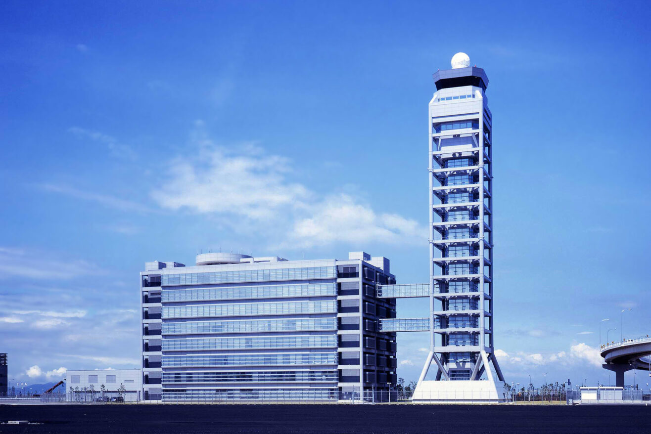 Kansai International Airport Administration Office Building and Control ...